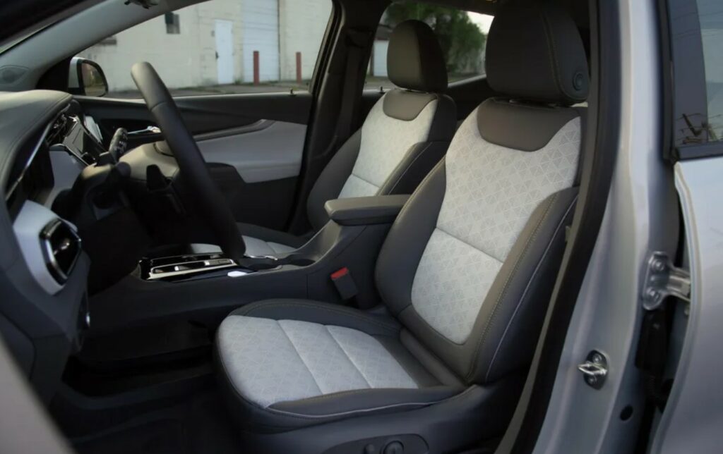 2023 Chevy Bolt EUV Release Date - Looks really good! - Inside The Hood