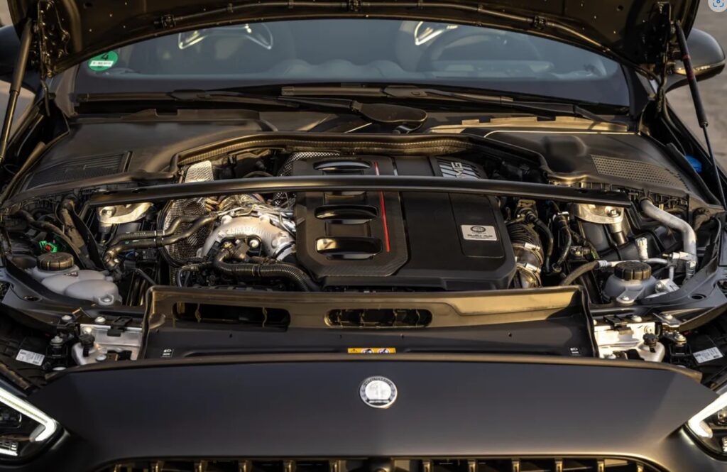 2024 Mercedes C63 S E Performance Specs: Delivers an Impressive 671 ...