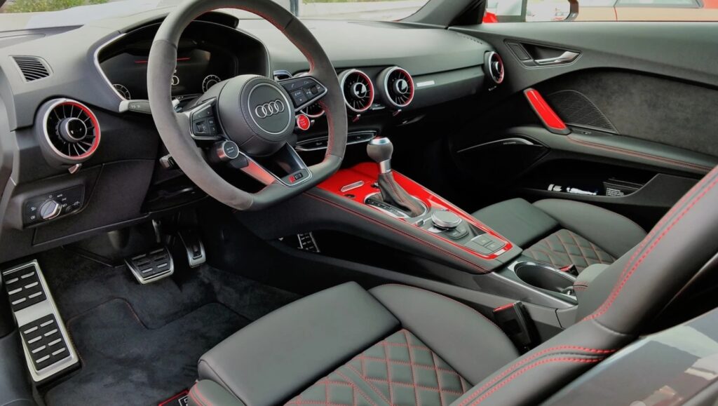 2025 Audi TT RS Specs: Where Sport Meets Style - Inside The Hood