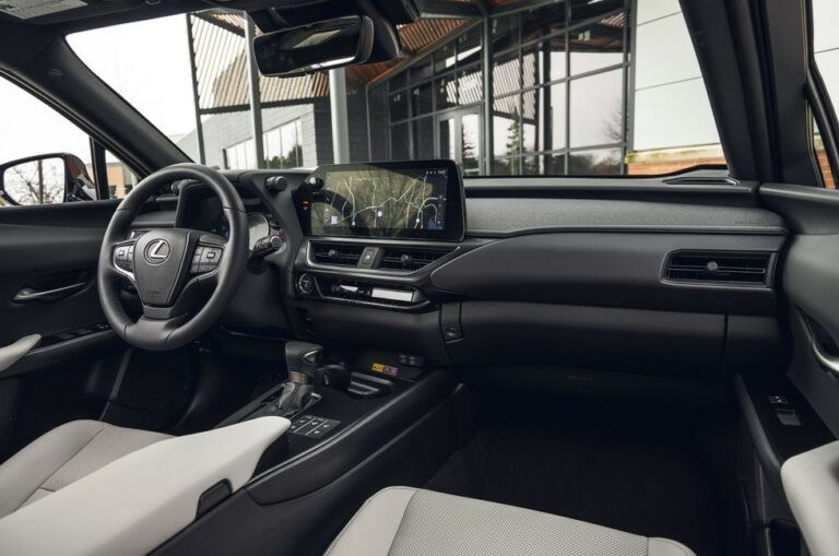 2026 Lexus UX Specs, Price, Redesign - Inside The Hood