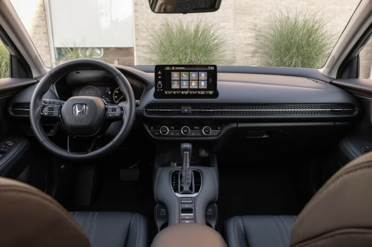 2026 Honda HR-V Review, Specs, MPG - Inside The Hood