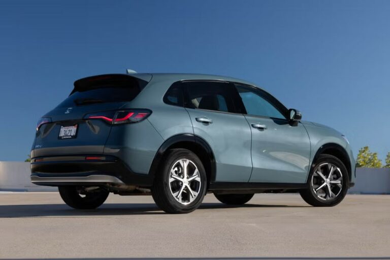 2026 Honda HR-V Review, Specs, MPG - Inside The Hood