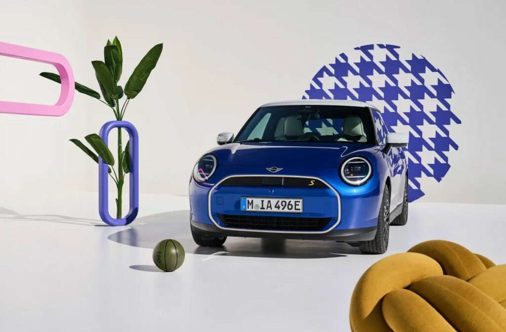 New 2026 Mini Cooper SE Redesign, Specs, Features - Inside The Hood