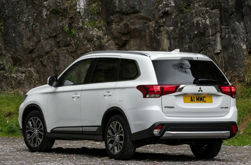 2027 Mitsubishi Outlander Redesign, Price, Specs - Inside The Hood