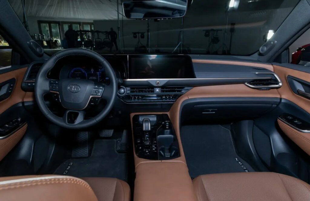 2027 Toyota Crown Signia Release Date, Specs, Configurations - Inside ...